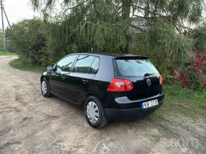 Melns Volkswagen Golf 2007 Rēzekne, ar dzinēja tilpumu 1.40 L un nobraukumu 211 tūkst. km par 1950 €, foto 7 vietnē AUTOMOTO.COM.LV