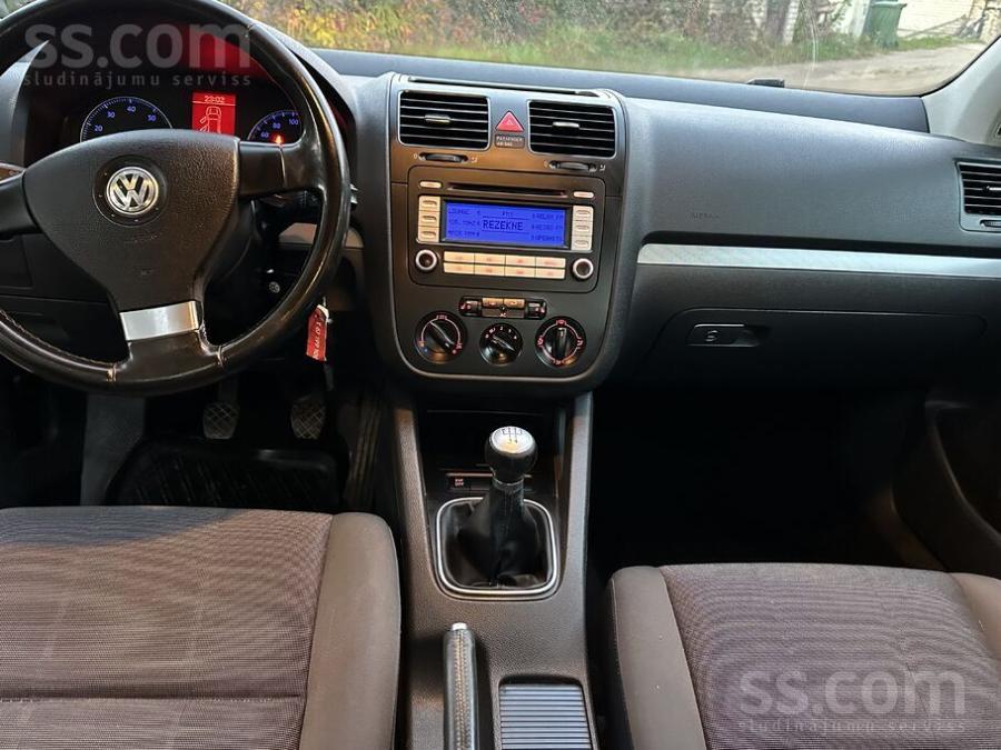 Melns Volkswagen Golf 2007 Rēzekne, ar dzinēja tilpumu 1.40 L un nobraukumu 211 tūkst. km par 1950 €, foto 8 vietnē AUTOMOTO.COM.LV