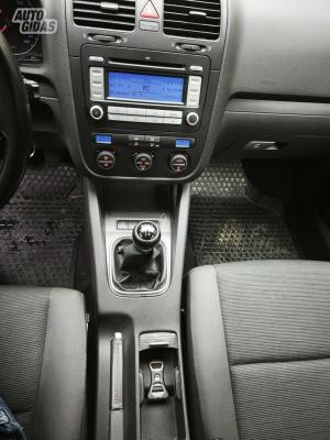 Melns Volkswagen Golf 2007 Kauņa, ar dzinēja tilpumu 1.90 L un nobraukumu 162 tūkst. km par 1700 €, foto 23 vietnē AUTOMOTO.COM.LV