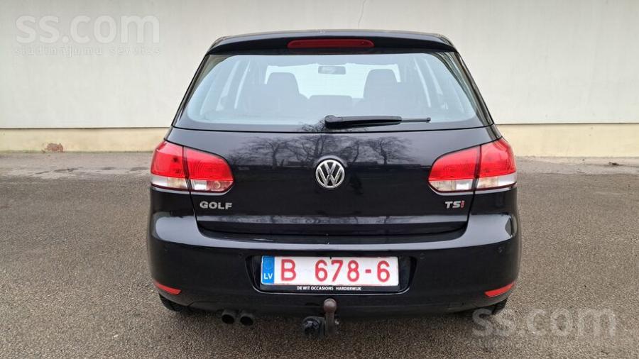 Black Volkswagen Golf 2008 in Ogre, with an engine capacity of 1.40 L and mileage of 235 thousand km for 3750 €, photo 7 on AUTOMOTO.COM.LV
