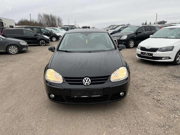 Black Volkswagen Golf 2008 in Utena, with an engine capacity of 1.97 L and mileage of 258 thousand km for 3450 €, photo 2 on AUTOMOTO.COM.LV