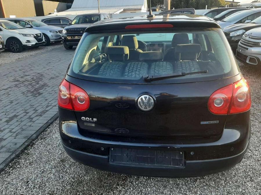 Black Volkswagen Golf 2008 in Kaunas, with an engine capacity of 1.90 L and mileage of 220 thousand km for 3600 €, photo 9 on AUTOMOTO.COM.LV