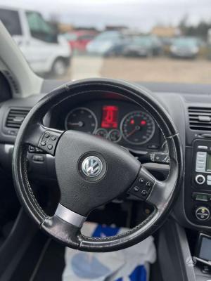 Melns Volkswagen Golf 2008 Utena, ar dzinēja tilpumu 1.97 L un nobraukumu 258 tūkst. km par 3450 €, foto 11 vietnē AUTOMOTO.COM.LV