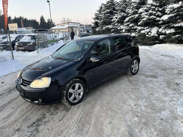 Black Volkswagen Golf 2008 in Utena, with an engine capacity of 1.97 L and mileage of 258 thousand km for 3450 €, photo 1 on AUTOMOTO.COM.LV