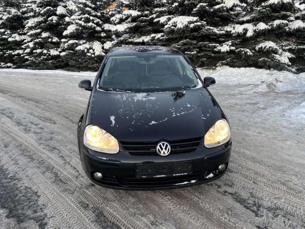 Black Volkswagen Golf 2008 in Utena, with an engine capacity of 1.97 L and mileage of 258 thousand km for 3450 €, photo 2 on AUTOMOTO.COM.LV