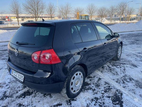 Melns Volkswagen Golf 2008 Šauļi, ar dzinēja tilpumu 1.39 L un nobraukumu 220 tūkst. km par 1850 €, foto 5 vietnē AUTOMOTO.COM.LV