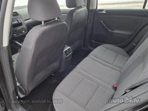 Melns Volkswagen Golf 2008 Tartu, ar dzinēja tilpumu 1.40 L un nobraukumu 215 tūkst. km par 2999 €, foto 8 vietnē AUTOMOTO.COM.LV