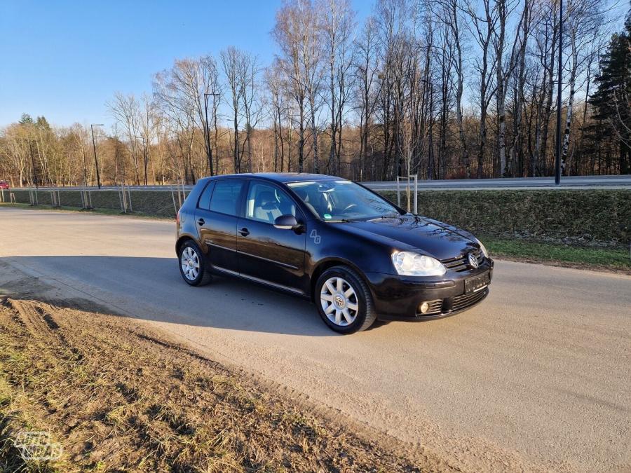 Black Volkswagen Golf 2008 in Alytus, with an engine capacity of 1.90 L and mileage of 261 thousand km for 2900 €, photo 1 on AUTOMOTO.COM.LV