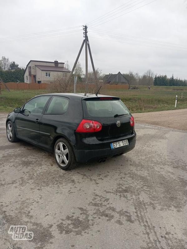 Melns Volkswagen Golf 2008 Kazlų Rūda, ar dzinēja tilpumu 2.50 L un nobraukumu 215 tūkst. km par 1850 €, foto 3 vietnē AUTOMOTO.COM.LV