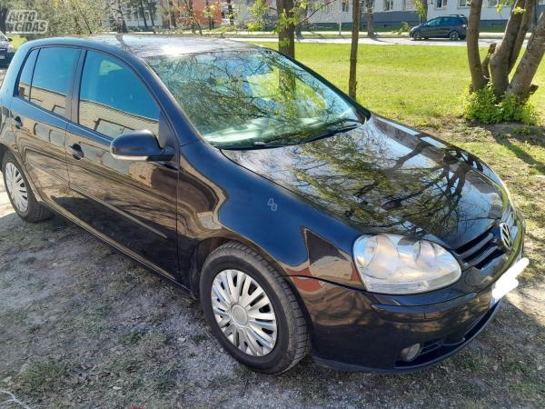 Melns Volkswagen Golf 2008 Marijampole, ar dzinēja tilpumu 1.90 L un nobraukumu 346 tūkst. km par 1450 €, foto 3 vietnē AUTOMOTO.COM.LV