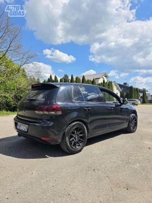 Black Volkswagen Golf 2008 in Jonava, with an engine capacity of 2.00 L and mileage of 407 thousand km for 3500 €, photo 6 on AUTOMOTO.COM.LV