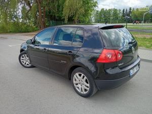 Черный Фольксваген Гольф 2008 в Вильнюс, объемом двигателя 1.90 л и пробегом 400 тыс. км за 2100 €, фото 5 на AUTOMOTO.COM.LV
