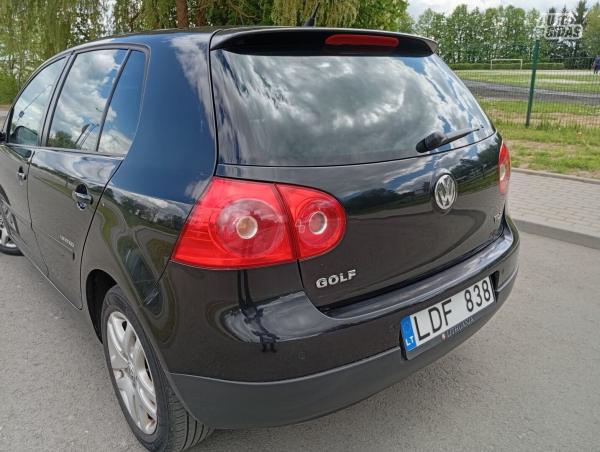 Black Volkswagen Golf 2008 in Vilnius, with an engine capacity of 1.90 L and mileage of 400 thousand km for 2100 €, photo 10 on AUTOMOTO.COM.LV