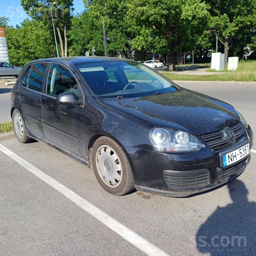 Melns Volkswagen Golf 2008 Rīga, ar dzinēja tilpumu 2.00 L un nobraukumu 316 tūkst. km par 1150 €, foto 3 vietnē AUTOMOTO.COM.LV