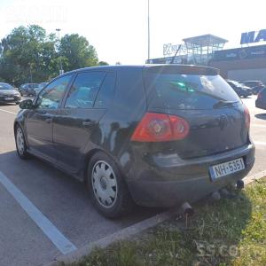 Melns Volkswagen Golf 2008 Rīga, ar dzinēja tilpumu 2.00 L un nobraukumu 316 tūkst. km par 1150 €, foto 4 vietnē AUTOMOTO.COM.LV