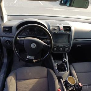Melns Volkswagen Golf 2008 Rīga, ar dzinēja tilpumu 2.00 L un nobraukumu 316 tūkst. km par 1150 €, foto 8 vietnē AUTOMOTO.COM.LV