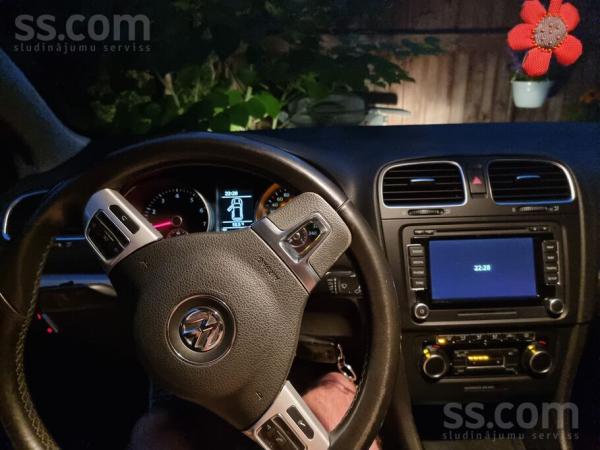 Black Volkswagen Golf 2008 in Liepaja, with an engine capacity of 1.60 L and mileage of 180 thousand km for 1600 €, photo 5 on AUTOMOTO.COM.LV