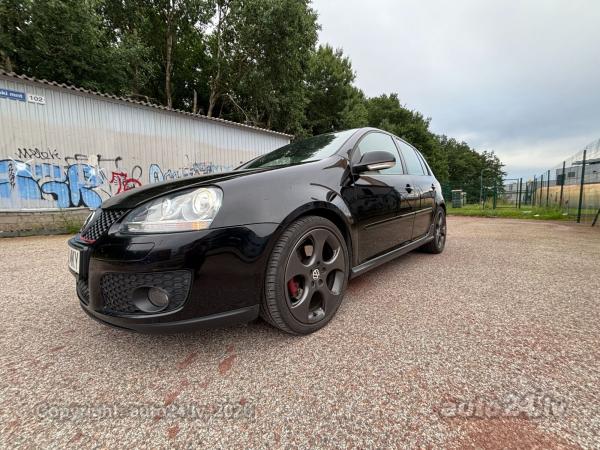 Melns Volkswagen Golf 2008 Tallina, ar dzinēja tilpumu 2.00 L un nobraukumu 295 tūkst. km par 4500 €, foto 1 vietnē AUTOMOTO.COM.LV