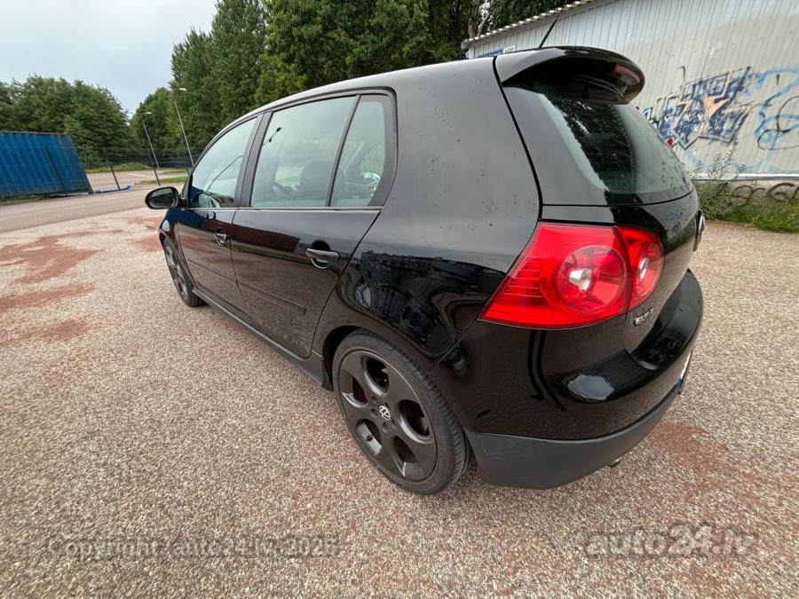 Melns Volkswagen Golf 2008 Tallina, ar dzinēja tilpumu 2.00 L un nobraukumu 295 tūkst. km par 4500 €, foto 6 vietnē AUTOMOTO.COM.LV
