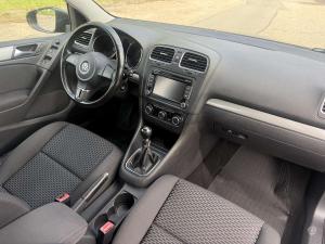 Black Volkswagen Golf 2008 in Vilnius, with an engine capacity of 1.97 L and mileage of 299 thousand km for 3500 €, photo 10 on AUTOMOTO.COM.LV