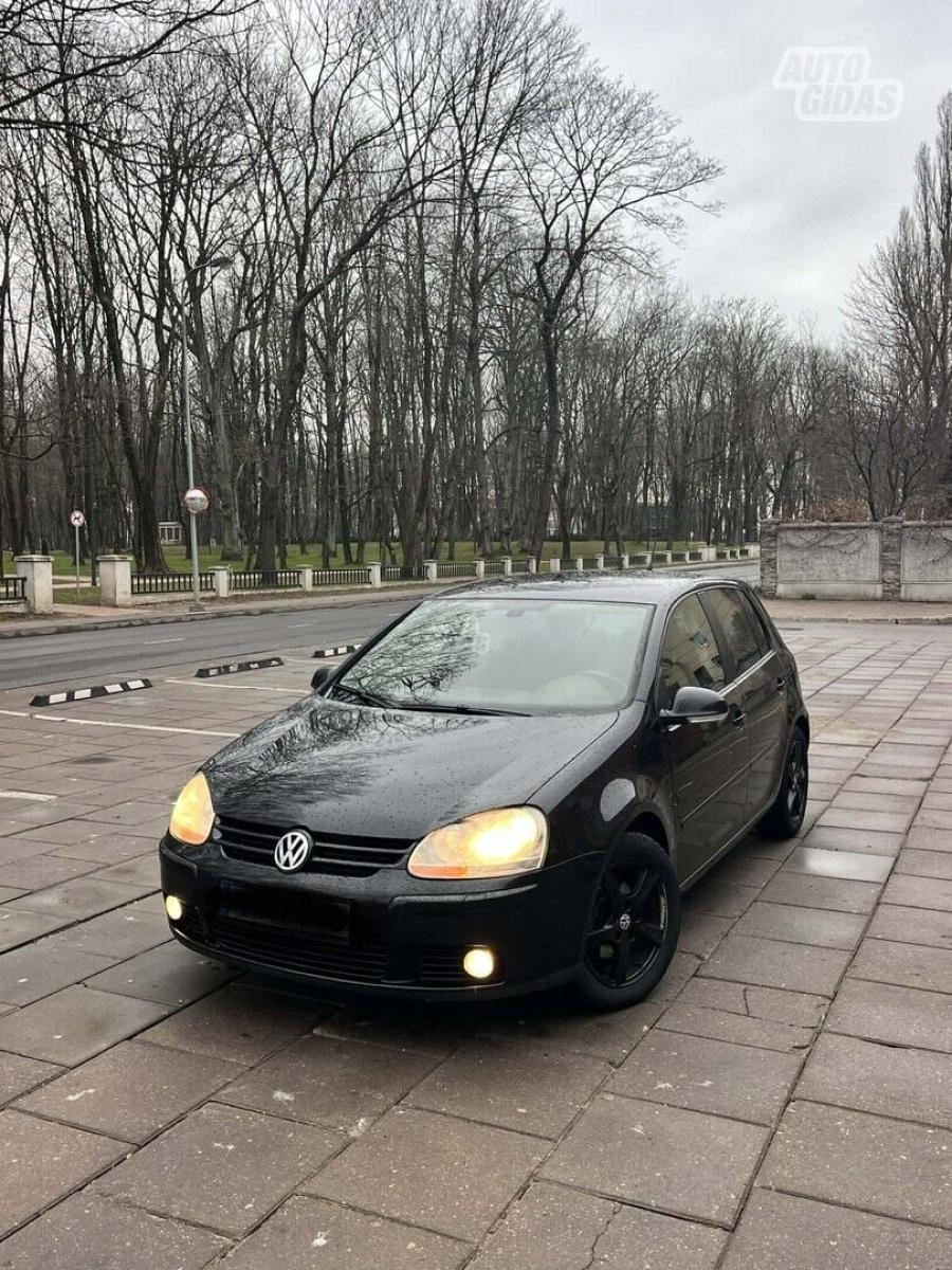 Black Volkswagen Golf 2008 in Klaipeda, with an engine capacity of 1.90 L and mileage of 314 thousand km for 2300 €, photo 1 on AUTOMOTO.COM.LV