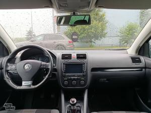 Black Volkswagen Golf 2008 in Klaipeda, with an engine capacity of 1.90 L and mileage of 314 thousand km for 2300 €, photo 11 on AUTOMOTO.COM.LV