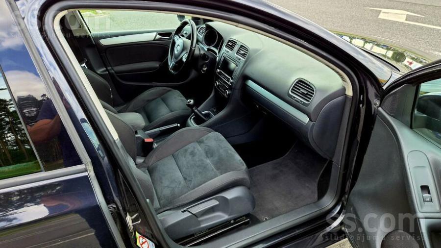 Melns Volkswagen Golf 2008 Rīga, ar dzinēja tilpumu 2.00 L un nobraukumu 341 tūkst. km par 1800 €, foto 10 vietnē AUTOMOTO.COM.LV