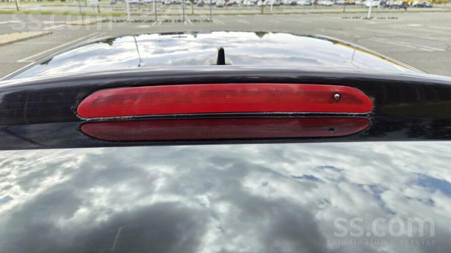 Melns Volkswagen Golf 2008 Rīga, ar dzinēja tilpumu 2.00 L un nobraukumu 341 tūkst. km par 1800 €, foto 19 vietnē AUTOMOTO.COM.LV