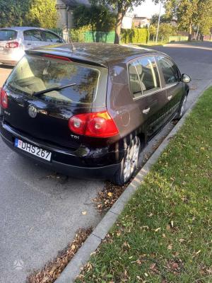 Melns Volkswagen Golf 2008 Panevēža, ar dzinēja tilpumu 1.90 L un nobraukumu 3 tūkst. km par 1050 €, foto 9 vietnē AUTOMOTO.COM.LV