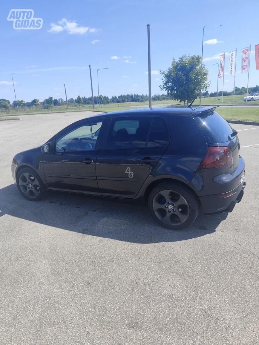 Black Volkswagen Golf 2008 in Pakruojis, with an engine capacity of 1.90 L and mileage of 345 thousand km for 3500 €, photo 8 on AUTOMOTO.COM.LV