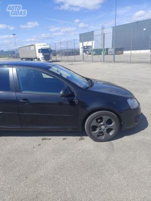 Black Volkswagen Golf 2008 in Pakruojis, with an engine capacity of 1.90 L and mileage of 345 thousand km for 3500 €, photo 11 on AUTOMOTO.COM.LV