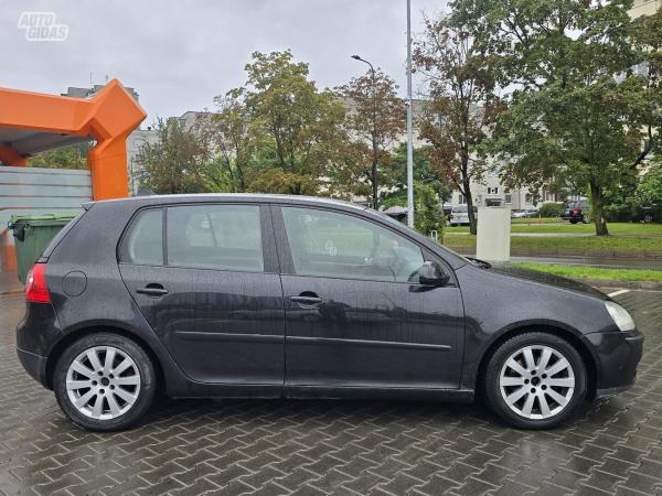 Black Volkswagen Golf 2008 in Vilnius, with an engine capacity of 1.90 L and mileage of 411 thousand km for 1100 €, photo 4 on AUTOMOTO.COM.LV