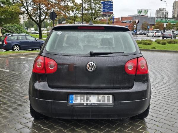 Black Volkswagen Golf 2008 in Vilnius, with an engine capacity of 1.90 L and mileage of 411 thousand km for 1100 €, photo 6 on AUTOMOTO.COM.LV