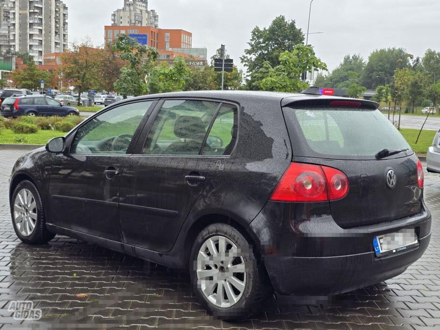 Black Volkswagen Golf 2008 in Vilnius, with an engine capacity of 1.90 L and mileage of 411 thousand km for 1100 €, photo 9 on AUTOMOTO.COM.LV