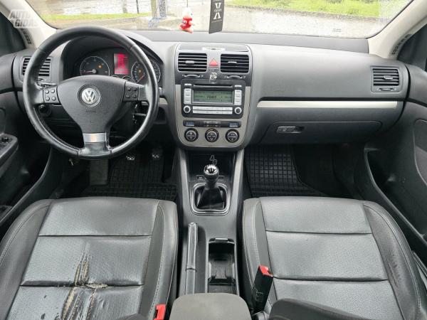 Black Volkswagen Golf 2008 in Vilnius, with an engine capacity of 1.90 L and mileage of 411 thousand km for 1100 €, photo 10 on AUTOMOTO.COM.LV