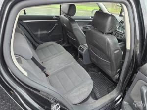 Black Volkswagen Golf 2008 in Vilnius, with an engine capacity of 1.90 L and mileage of 411 thousand km for 1100 €, photo 13 on AUTOMOTO.COM.LV