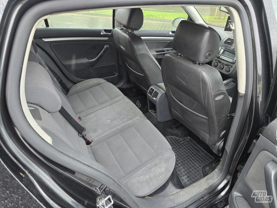 Black Volkswagen Golf 2008 in Vilnius, with an engine capacity of 1.90 L and mileage of 411 thousand km for 1100 €, photo 13 on AUTOMOTO.COM.LV