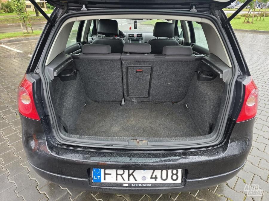 Black Volkswagen Golf 2008 in Vilnius, with an engine capacity of 1.90 L and mileage of 411 thousand km for 1100 €, photo 15 on AUTOMOTO.COM.LV