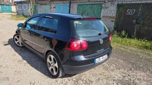Melns Volkswagen Golf 2008 Rīga, ar dzinēja tilpumu 1.90 L un nobraukumu 350 tūkst. km par 1900 €, foto 6 vietnē AUTOMOTO.COM.LV