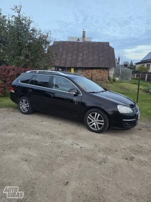 Melns Volkswagen Golf 2008 Utena, ar dzinēja tilpumu 1.90 L un nobraukumu 380 tūkst. km par 1700 €, foto  vietnē AUTOMOTO.COM.LV