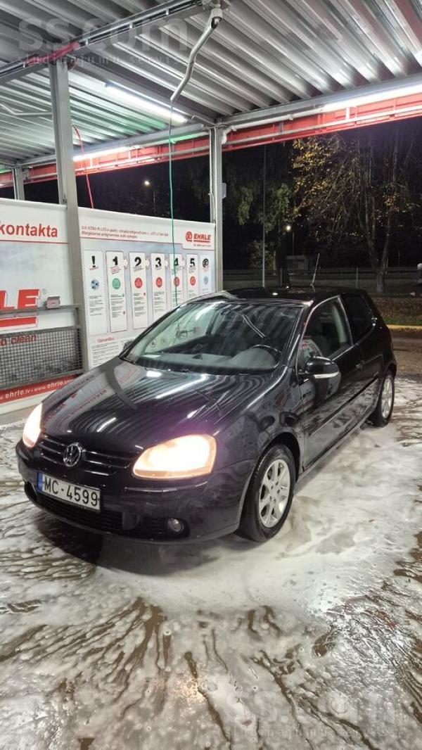 Melns Volkswagen Golf 2008 Ogre, ar dzinēja tilpumu 1.40 L un nobraukumu 263 tūkst. km par 950 €, foto 3 vietnē AUTOMOTO.COM.LV