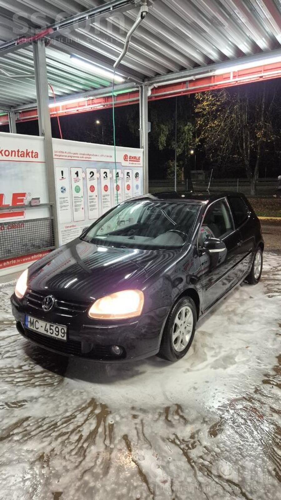 Melns Volkswagen Golf 2008 Ogre, ar dzinēja tilpumu 1.40 L un nobraukumu 263 tūkst. km par 950 €, foto 3 vietnē AUTOMOTO.COM.LV