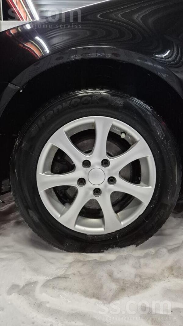 Melns Volkswagen Golf 2008 Ogre, ar dzinēja tilpumu 1.40 L un nobraukumu 263 tūkst. km par 950 €, foto 6 vietnē AUTOMOTO.COM.LV