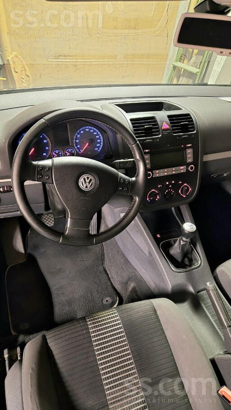 Melns Volkswagen Golf 2008 Ogre, ar dzinēja tilpumu 1.40 L un nobraukumu 263 tūkst. km par 950 €, foto 7 vietnē AUTOMOTO.COM.LV