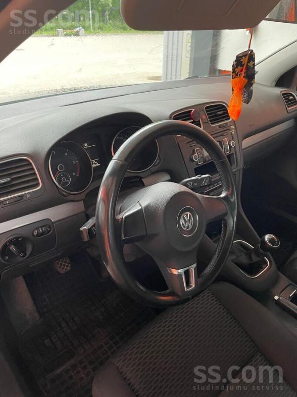 Melns Volkswagen Golf 2009 Jelgava, ar dzinēja tilpumu 2.00 L un nobraukumu 349 tūkst. km par 3600 €, foto 9 vietnē AUTOMOTO.COM.LV