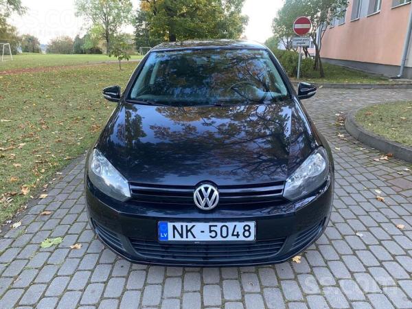 Black Volkswagen Golf 2009 in Jelgava, with an engine capacity of 2.00 L and mileage of 228 thousand km for 3650 €, photo 3 on AUTOMOTO.COM.LV