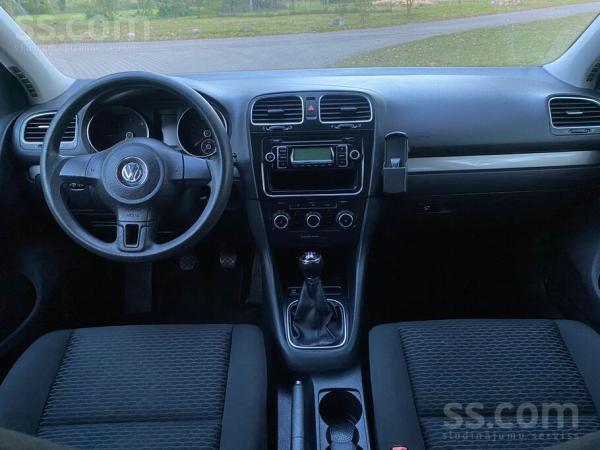 Black Volkswagen Golf 2009 in Jelgava, with an engine capacity of 2.00 L and mileage of 228 thousand km for 3650 €, photo 10 on AUTOMOTO.COM.LV