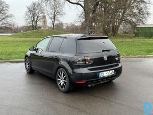 Melns Volkswagen Golf 2009 Rīga, ar dzinēja tilpumu 2.00 L un nobraukumu 299 tūkst. km par 4490 €, foto 4 vietnē AUTOMOTO.COM.LV