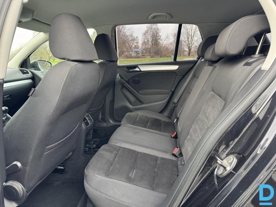 Melns Volkswagen Golf 2009 Rīga, ar dzinēja tilpumu 2.00 L un nobraukumu 299 tūkst. km par 4490 €, foto 6 vietnē AUTOMOTO.COM.LV