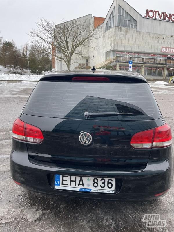 Black Volkswagen Golf 2009 in Alytus, with an engine capacity of 1.40 L and mileage of 200 thousand km for 2900 €, photo 6 on AUTOMOTO.COM.LV